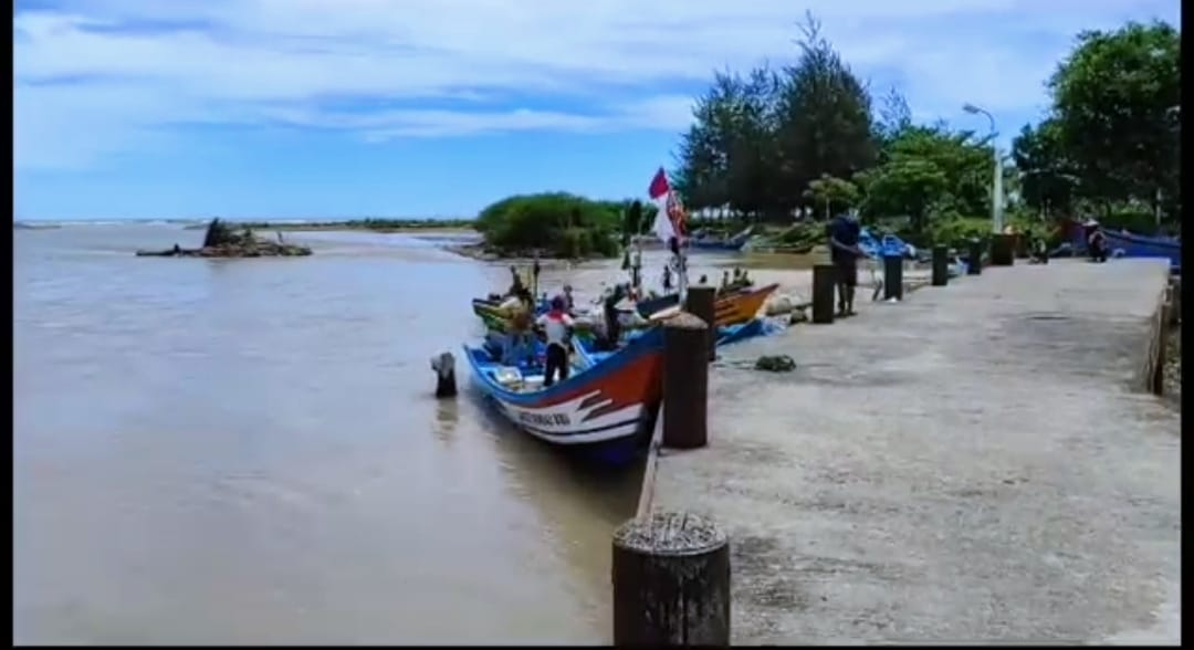 Nelayan Bengkulu Selatan Keluhkan SPBU Nelayan Tak Beroperasi Sejak ...