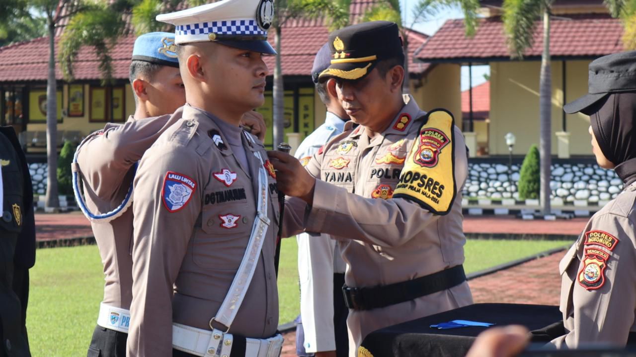 Polres Mukomuko Gelar Apel Pasukan Operasi Keselamatan Nala 2025, Fokus 10 Pelanggaran Lalu ...